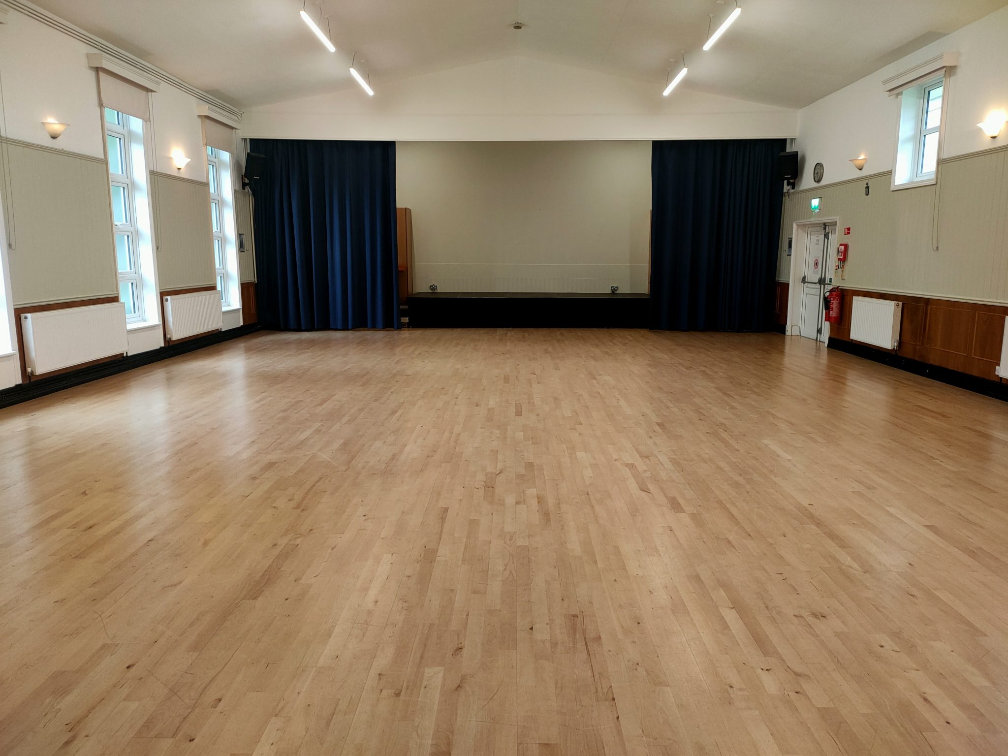 Rayne Village Hall & Playing Fields – Rayne Village Hall