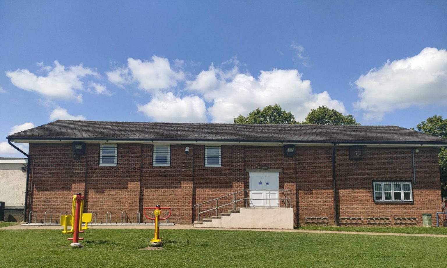 Rayne Village Hall & Playing Fields – Rayne Village Hall